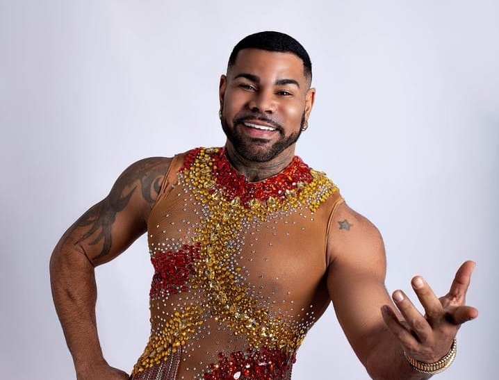 Anderson Reis é o novo Rei de Bateria da Alegria do Vilar – Folia Do Samba